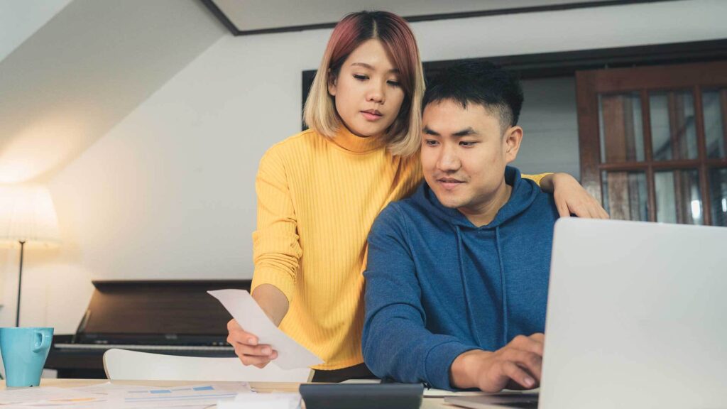 Memahami Perubahan Financial Planning di Setiap Tahapan Usia - Skorlife